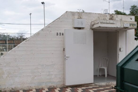 Why Yellow Ribbons? The Symbol of Hope for Hostages | Touchpoint Israel