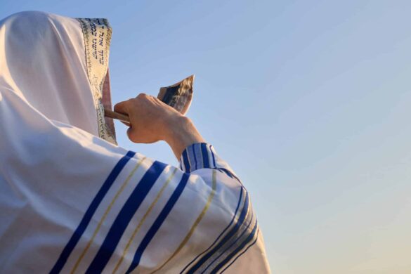 Why Yellow Ribbons? The Symbol of Hope for Hostages | Touchpoint Israel